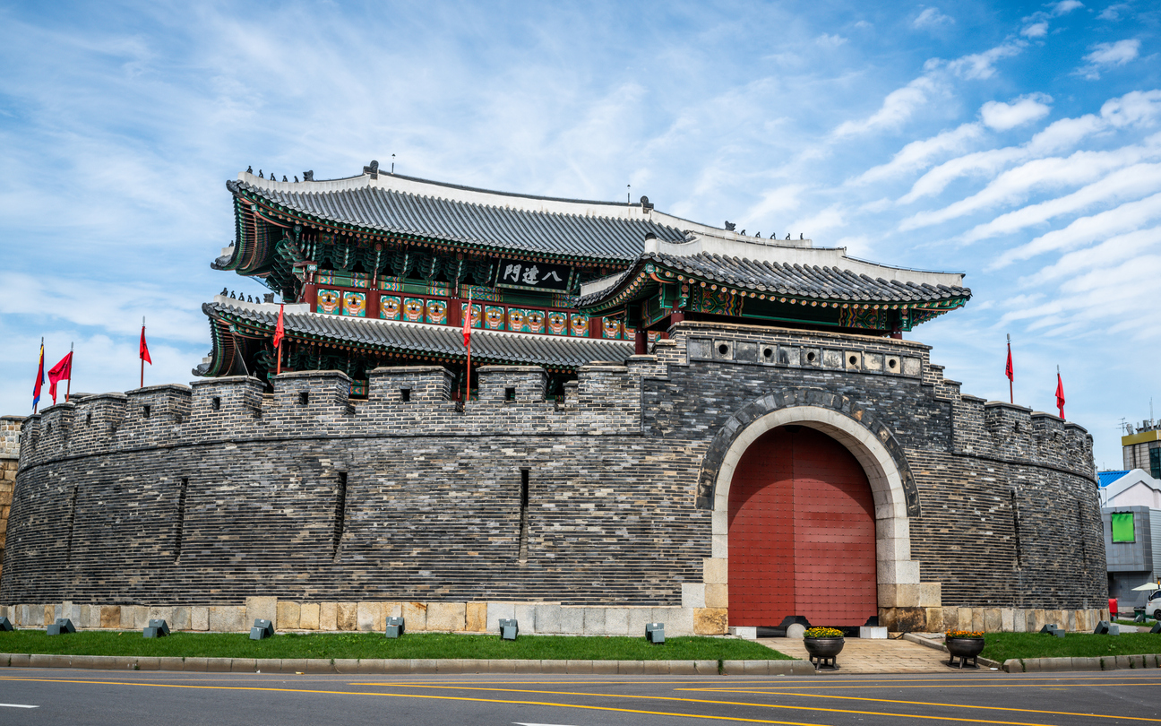 The Ultimate Guide to Visiting Suwon in South Korea | Korea Tours by Aaron